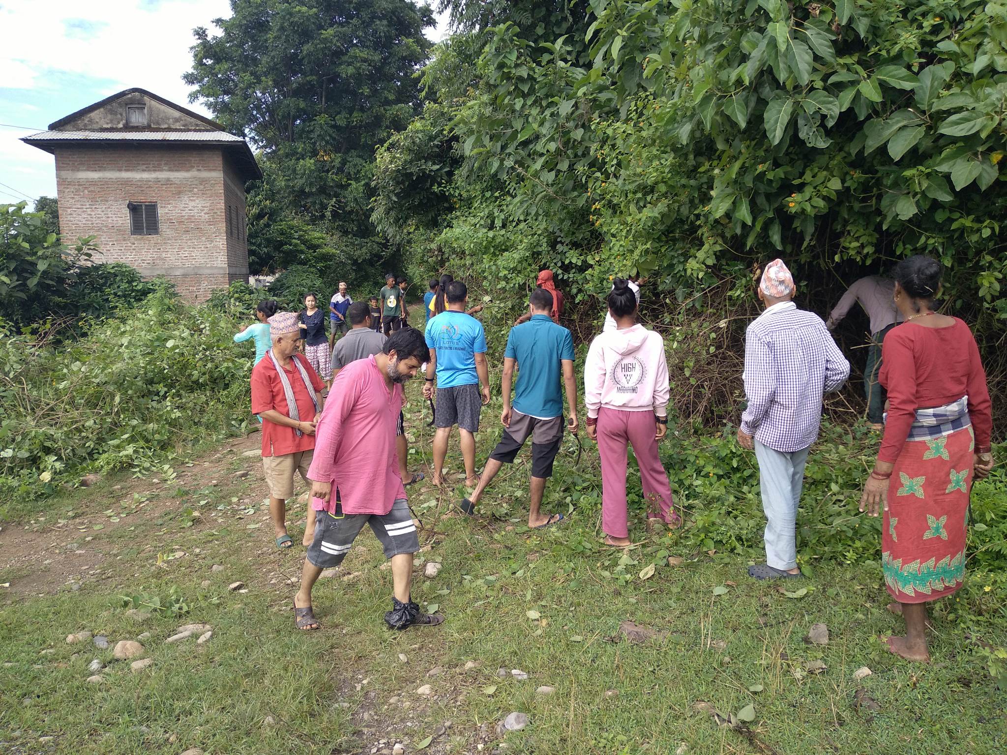 जितपुर टोलमा सरसफाई « eTulsipur